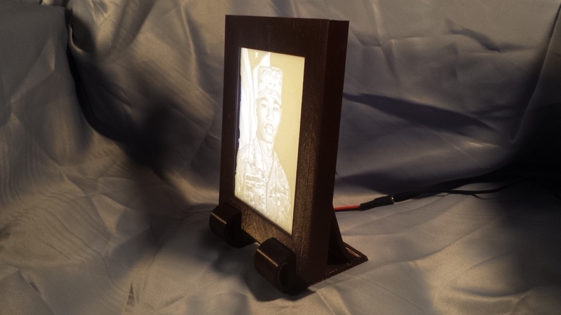 Lithophane frame with LED lights - Pinshape