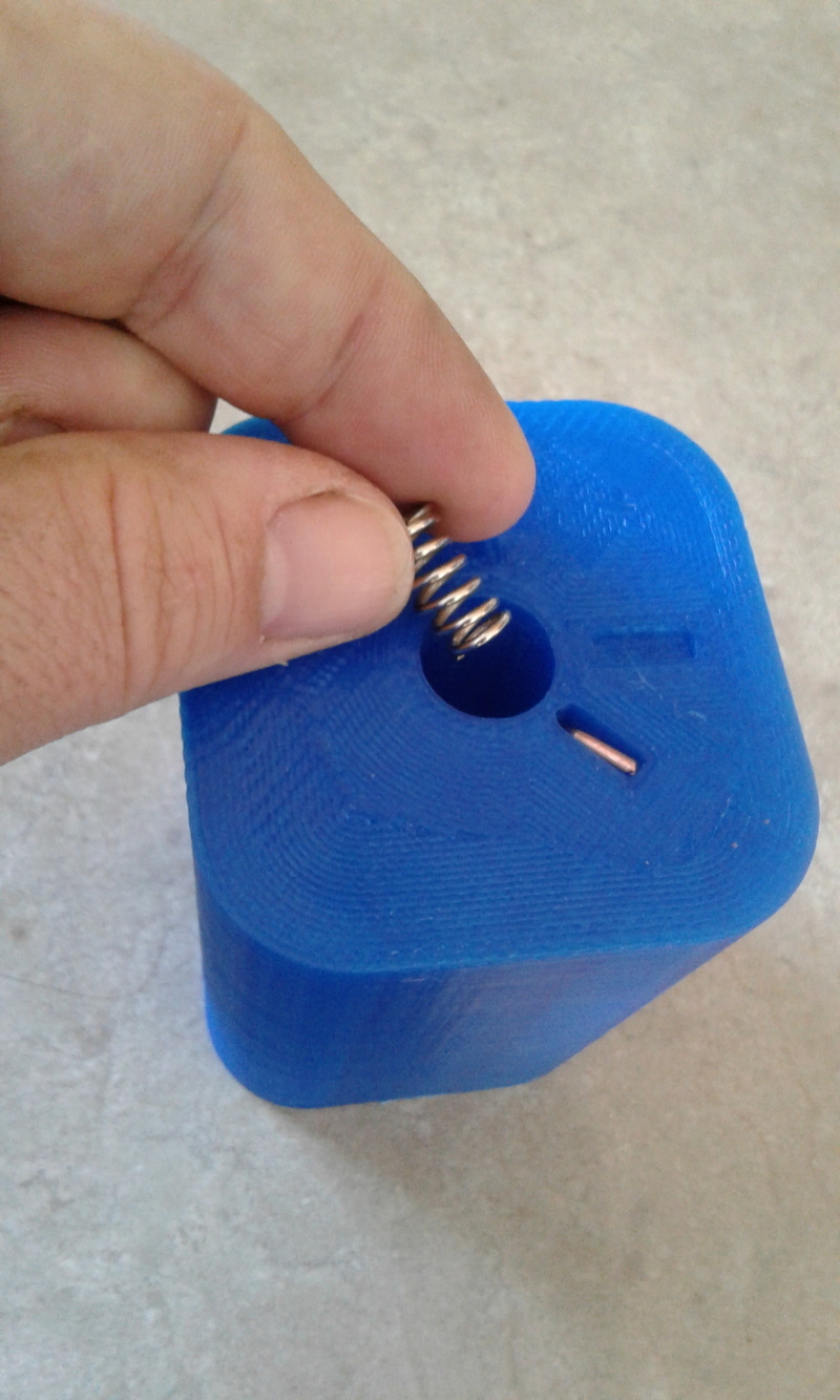 6 Volt Lantern battery AA adapter - Pinshape