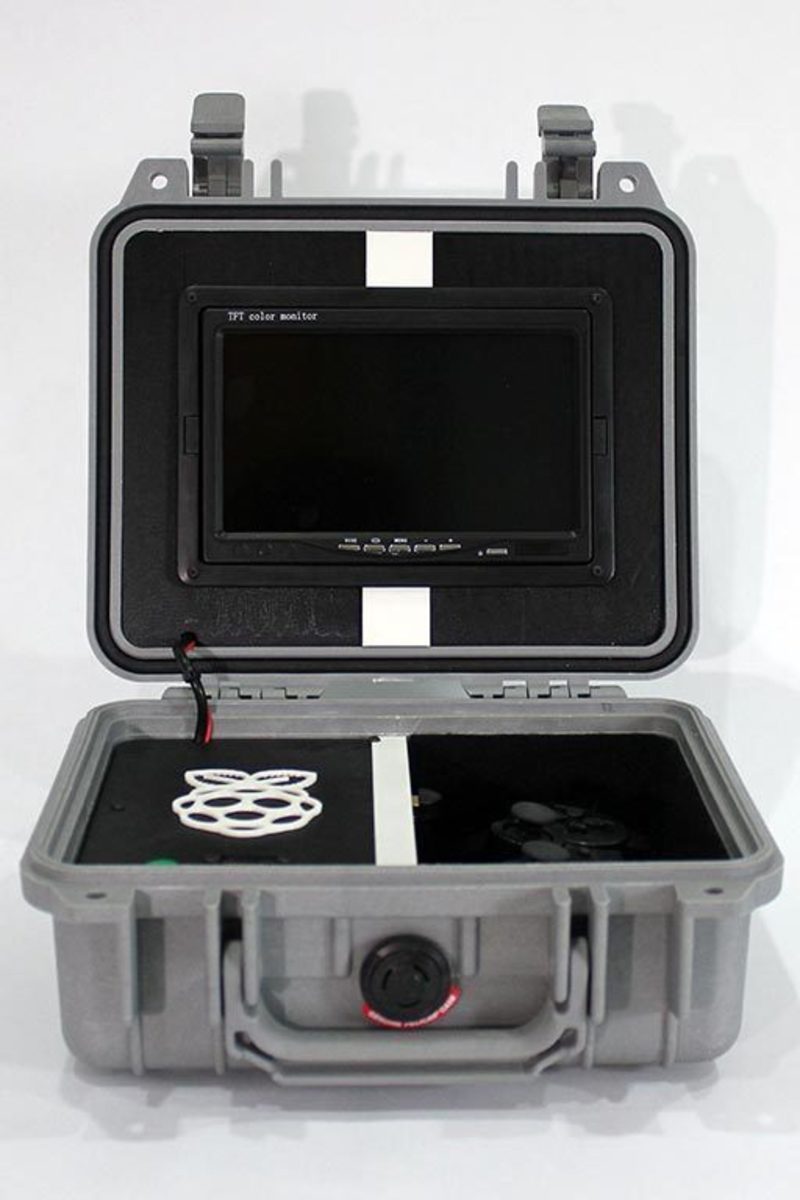 Retro Pie Box Version 2 - Portable Raspberry Pi Emulation Consol - Pinshape