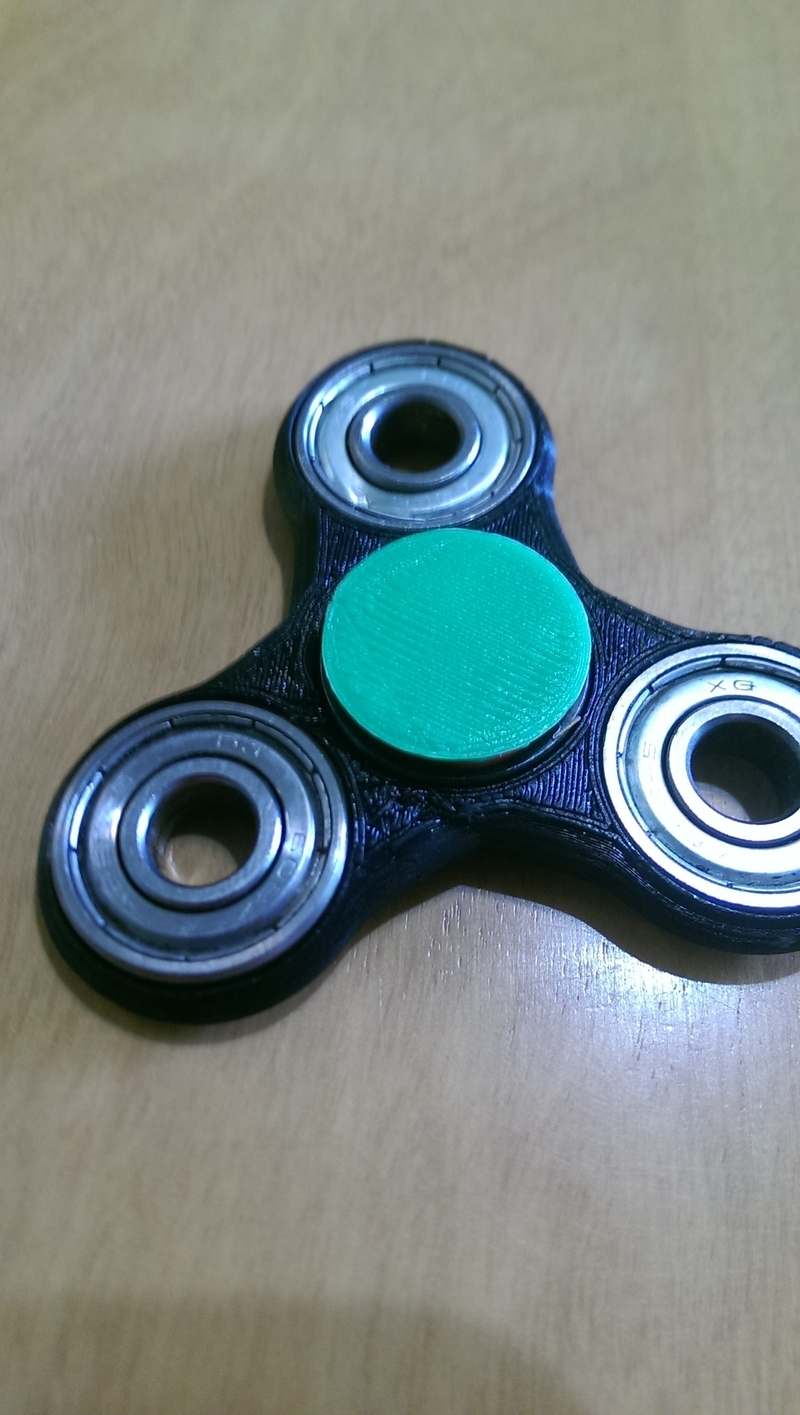 Fidget Tri-Spinner - Pinshape