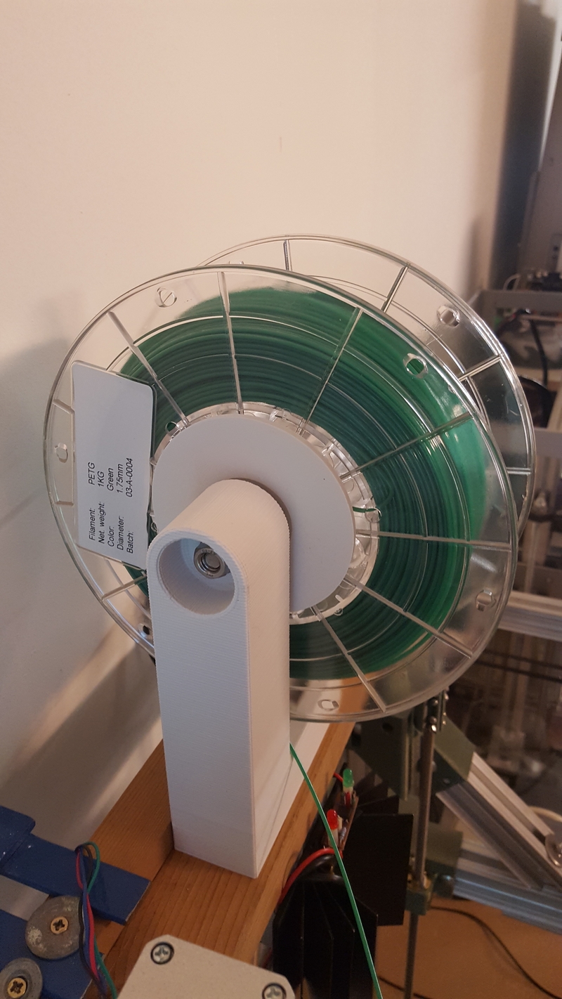 Filament holder - Pinshape