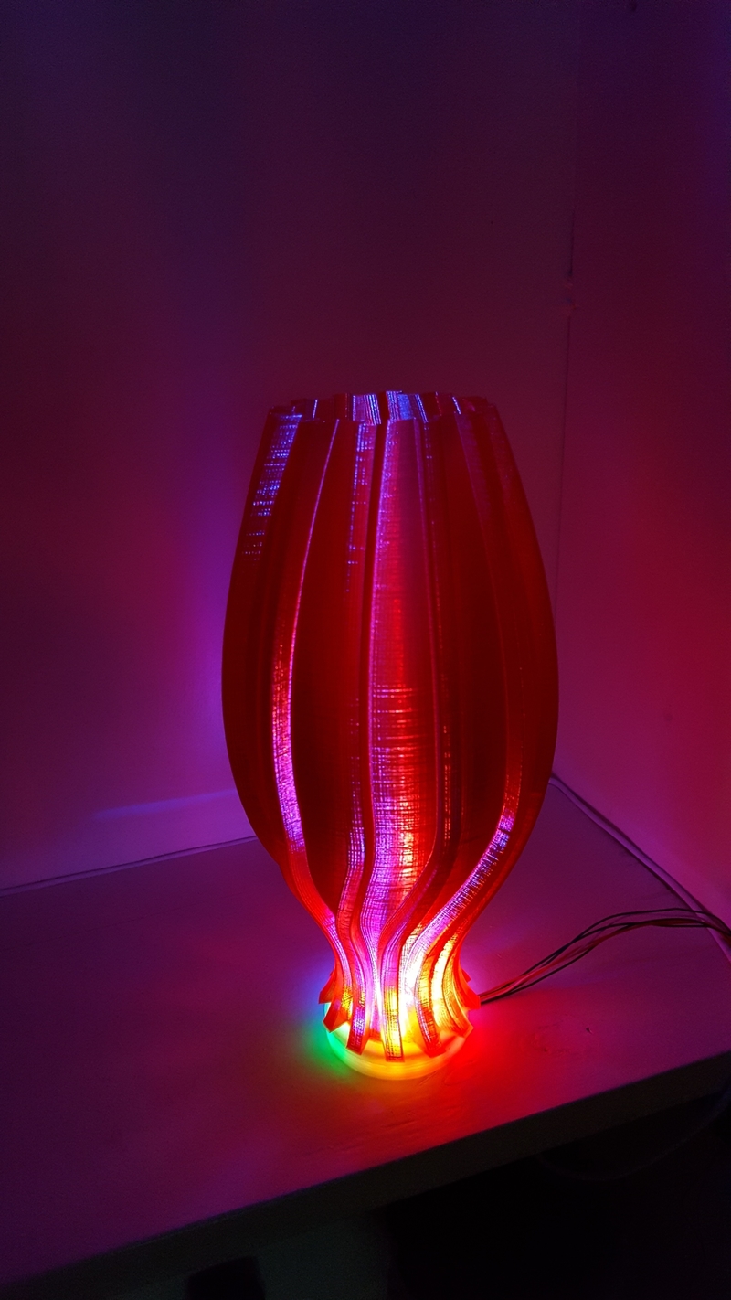 Simple LED Base for lamp shades - Pinshape