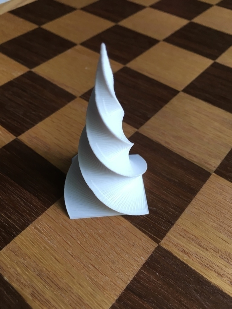 Parabolic Chess Set - Pinshape