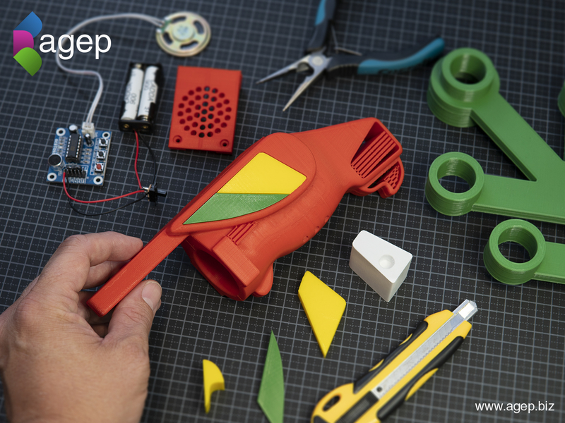 Human Scale Working LEGO Parrot - Pinshape