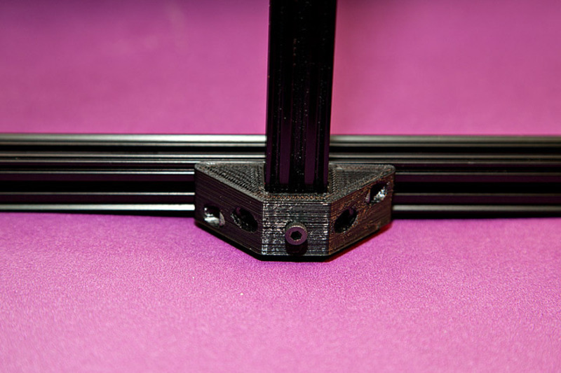Square Extrusion Clamp - Pinshape