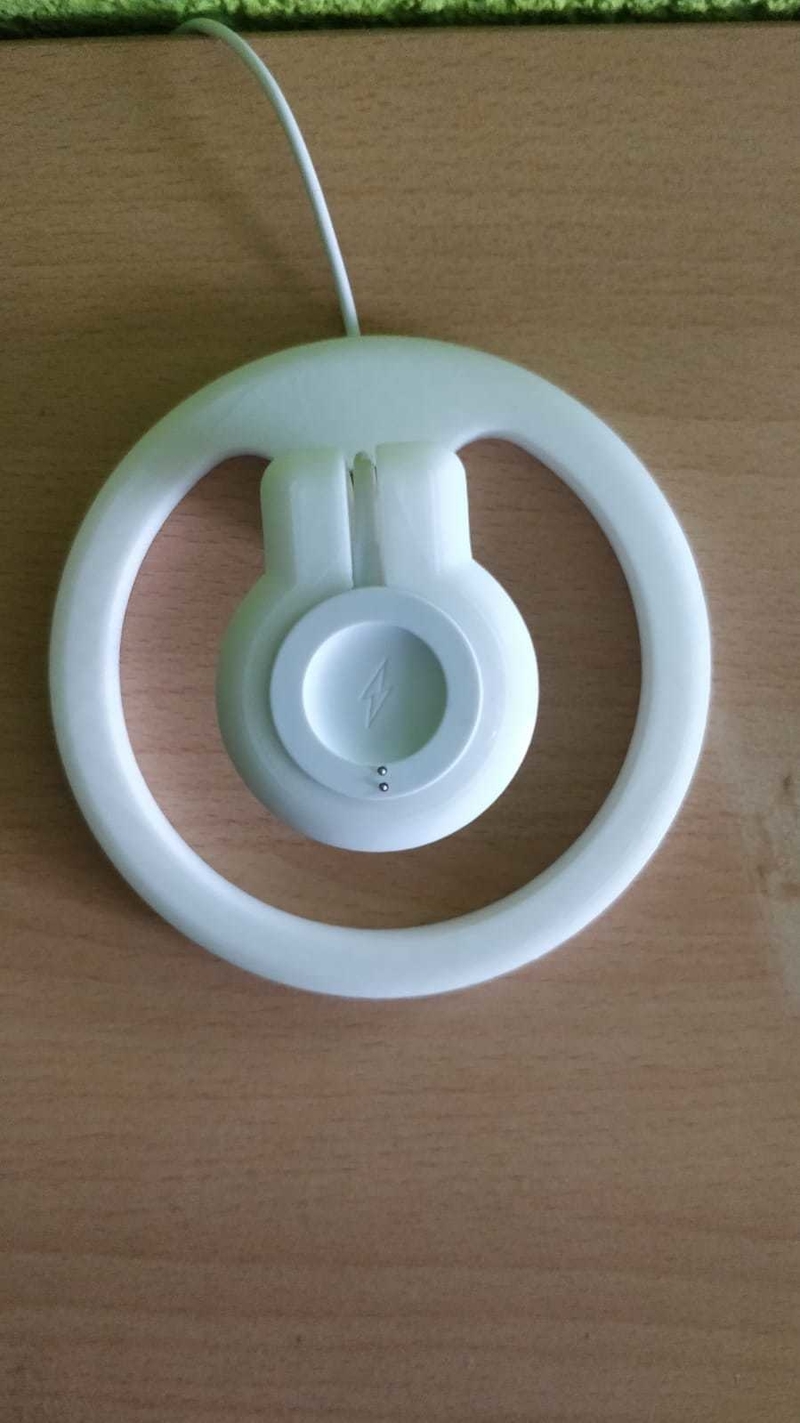 Fossil Gen 5 stand - Pinshape