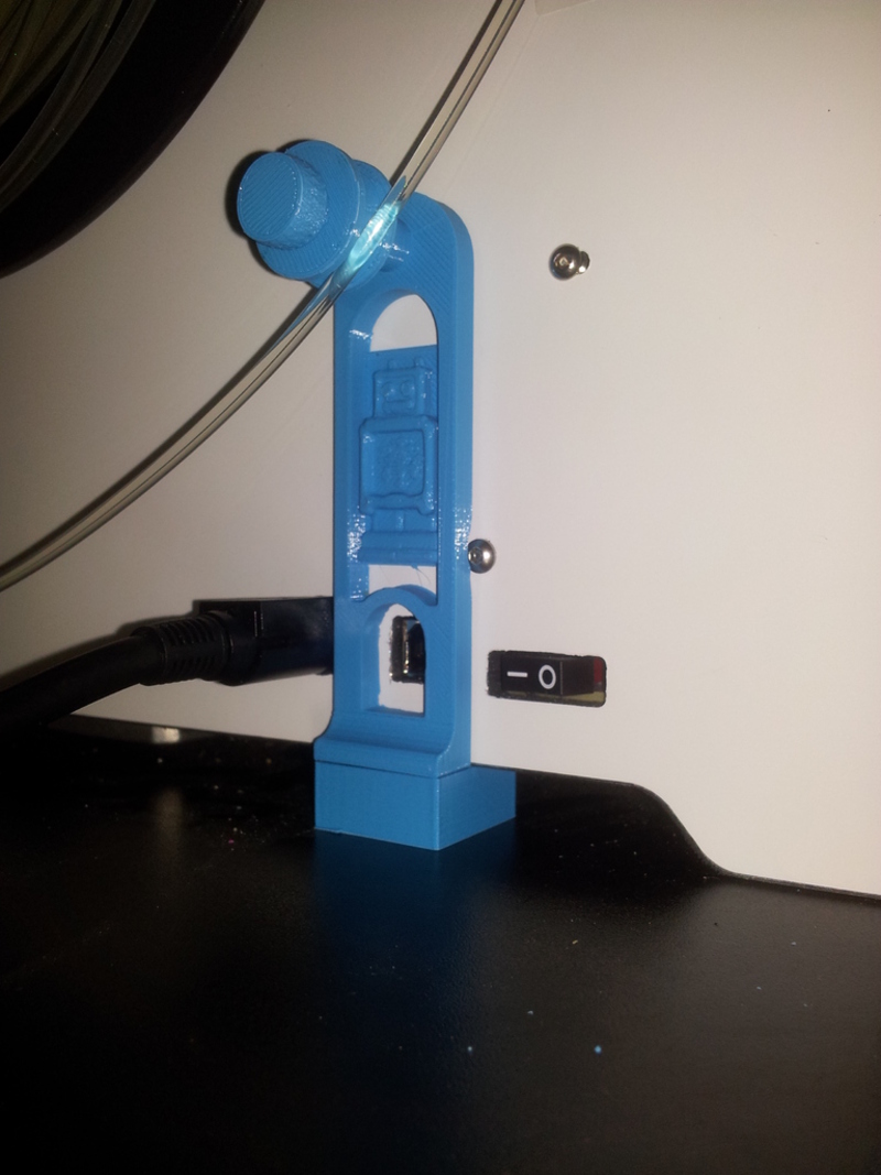 Ultimaker 2 filament guide - Pinshape