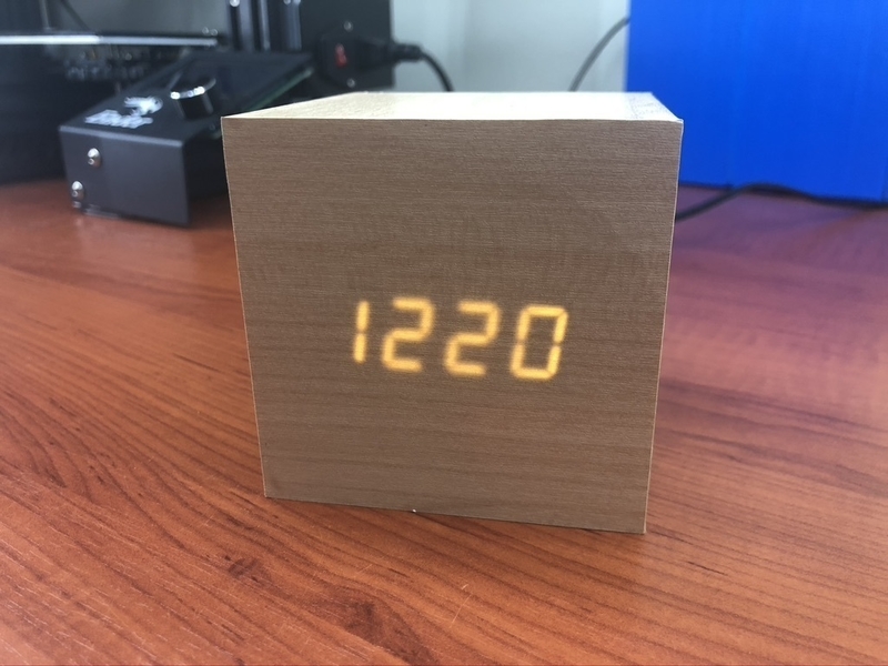 Cube Clock - Pinshape