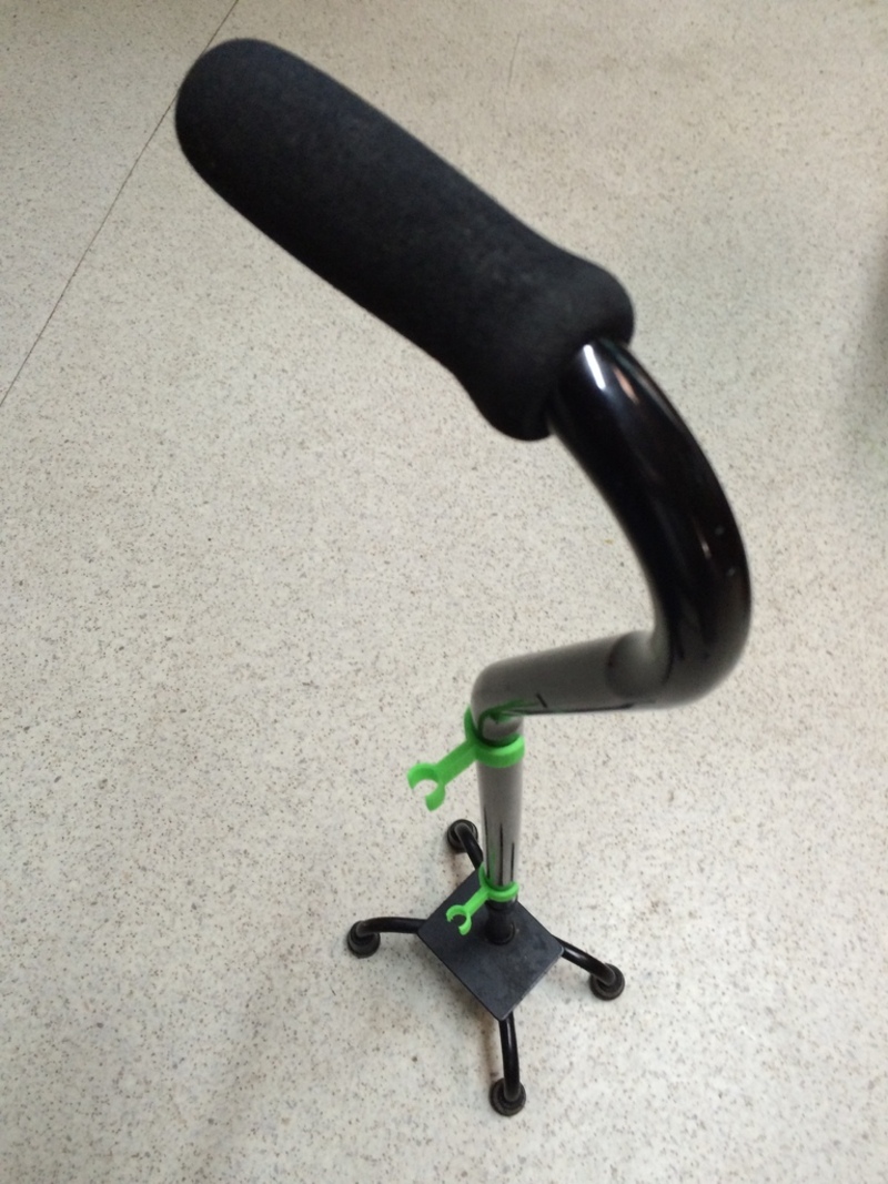 Walking Stick Extended Hand clip - Pinshape