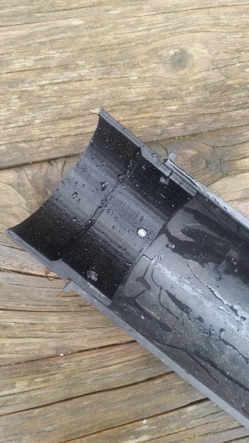 Round Worm farm leg repair - Pinshape