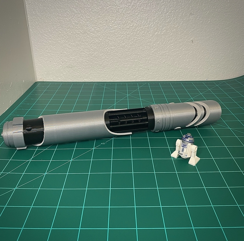 Custom Lightsaber - Pinshape