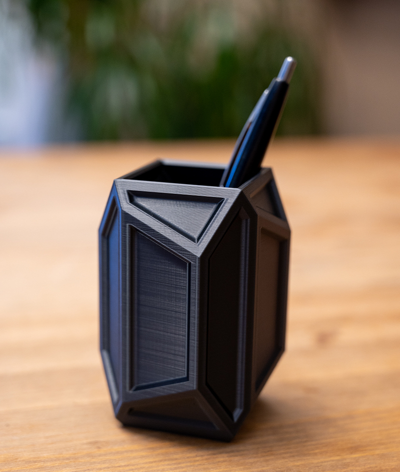 Halo Inspired Low Poly Pen Holder - Pinshape