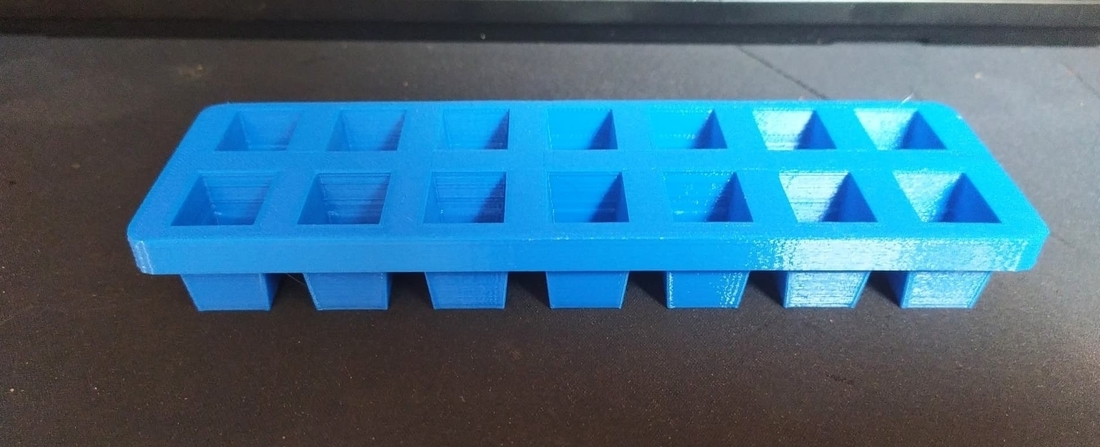 3D Printed Ice-Cube Tray / Bac à Glaçon by Neylips | Pinshape