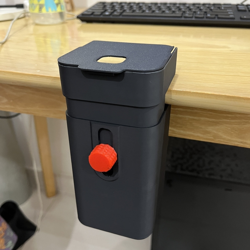 DESK MOUNTED TRASH BIN - Pinshape