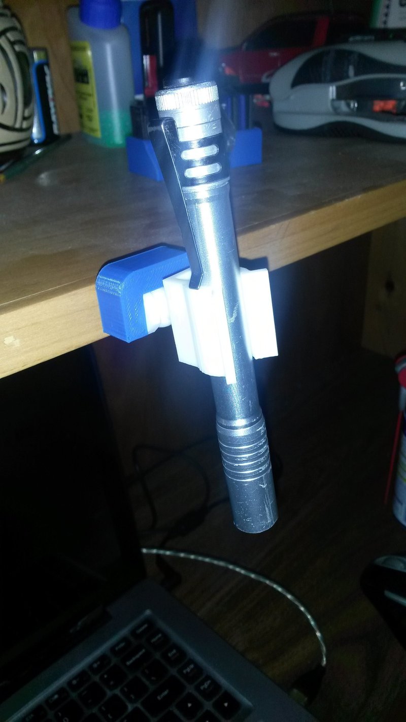 streamlight pen holder and pivot - Pinshape