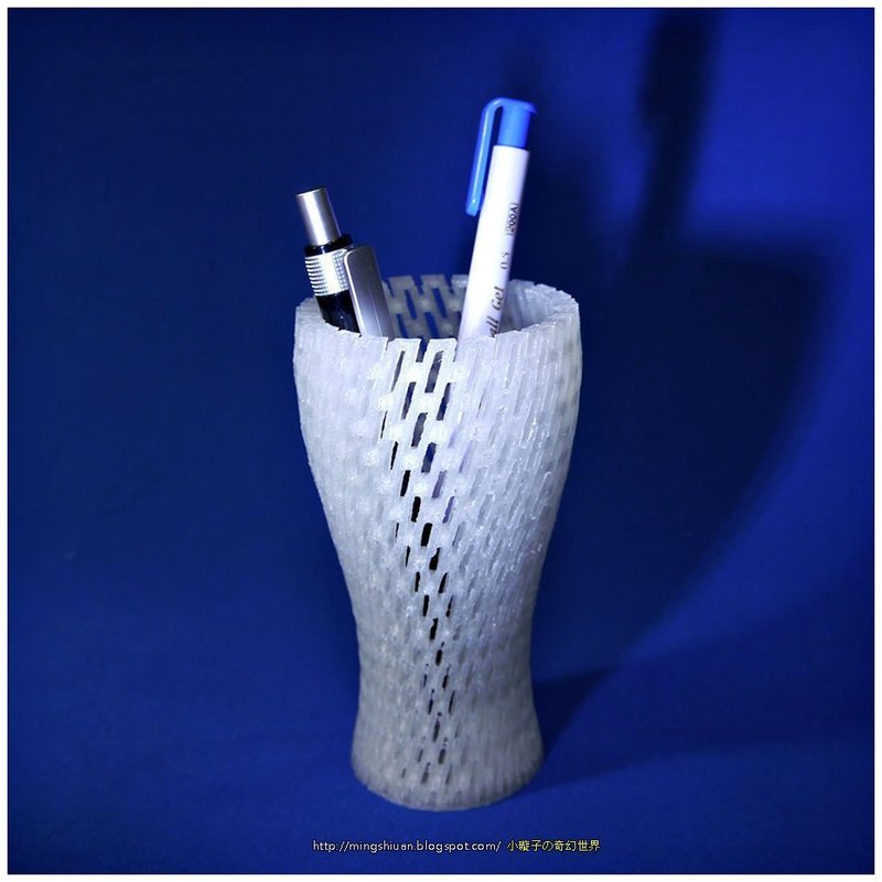 Vase / Pen holder - Pinshape