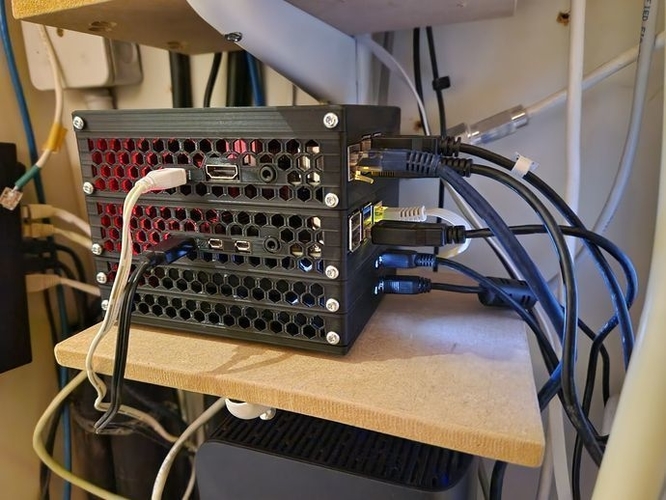 3D Printed Modular Raspberry PI case by Rudhan | Pinshape