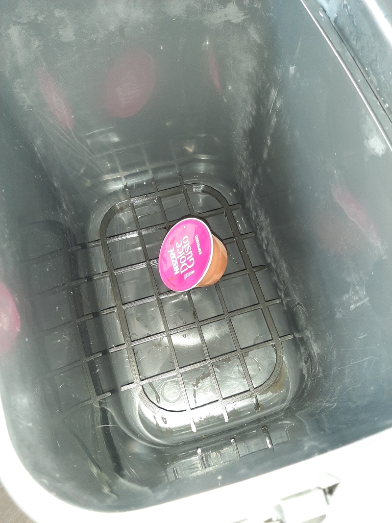 Podback food recycle 5 litre bin floor grid - Pinshape