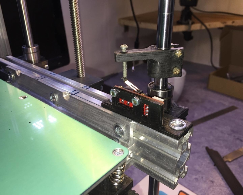 Fastening the end switch of the Z axis to the 2020 profile - Pinshape