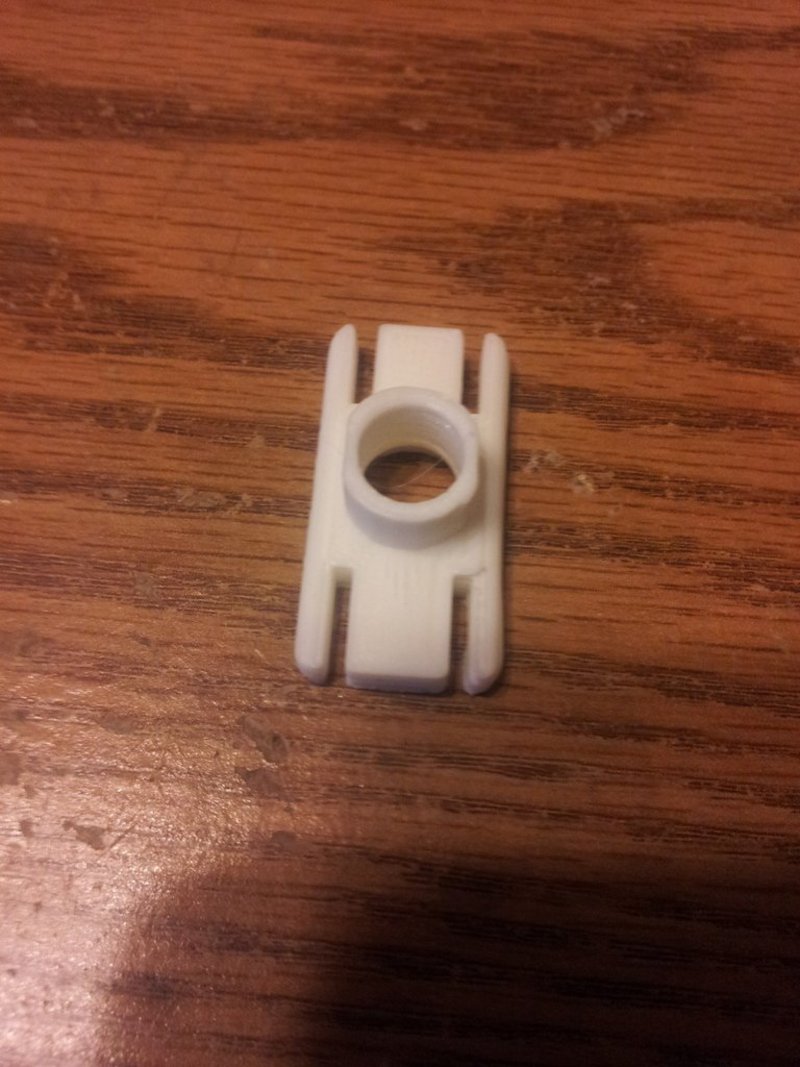 Dodge Sprinter, window lift rail, guide clip - Pinshape