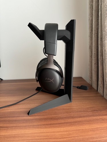 3D Printed Headset holder/ headphone stand by budahazi_design | Pinshape