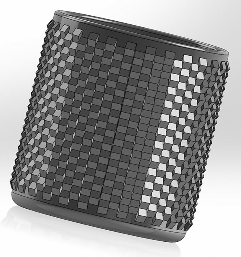 Round pen cup with flattened triangular prisms - Pinshape