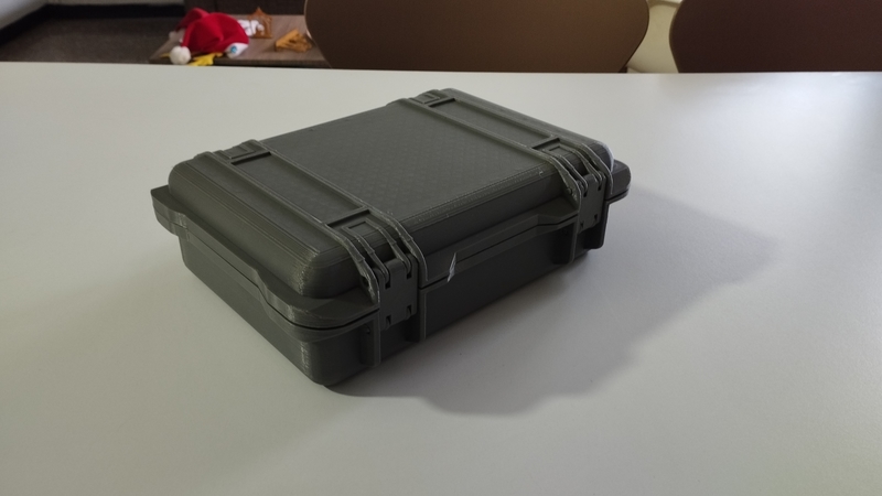 FULLY 3D PRINTABLE HARDCASE - Pinshape