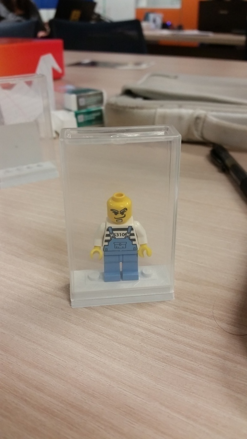 Tic Tac Minifigure Display - Pinshape