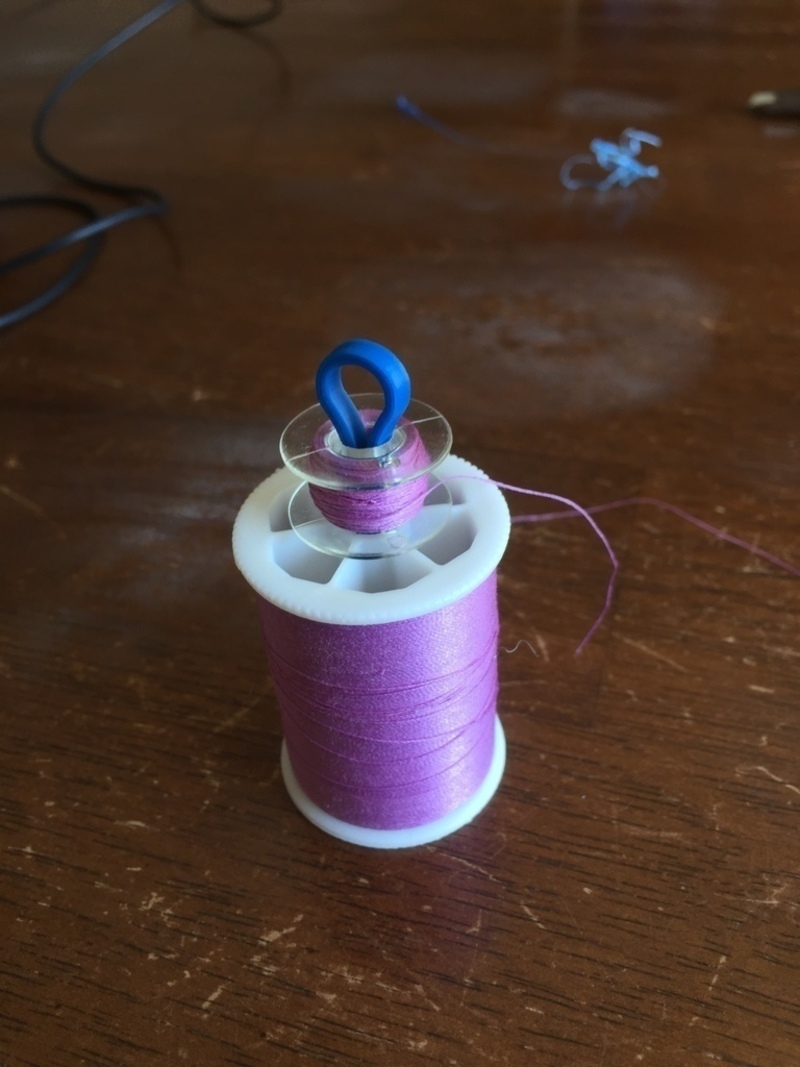 bobbin holder - Pinshape