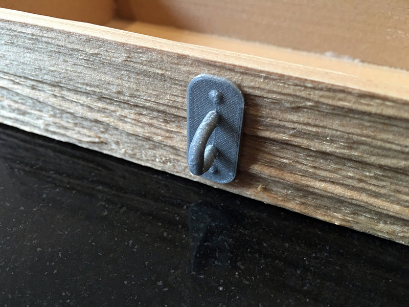 Rough Wood-effect Chest - Pinshape