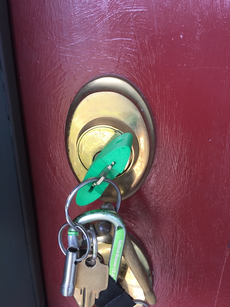 Key Lock Twister - Pinshape