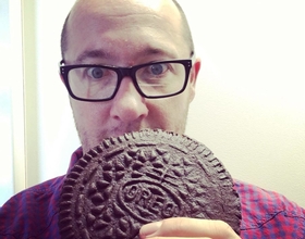3D Printed 5" Oreo Cookie Cutter and Press by ICanMakingThings | Pinshape